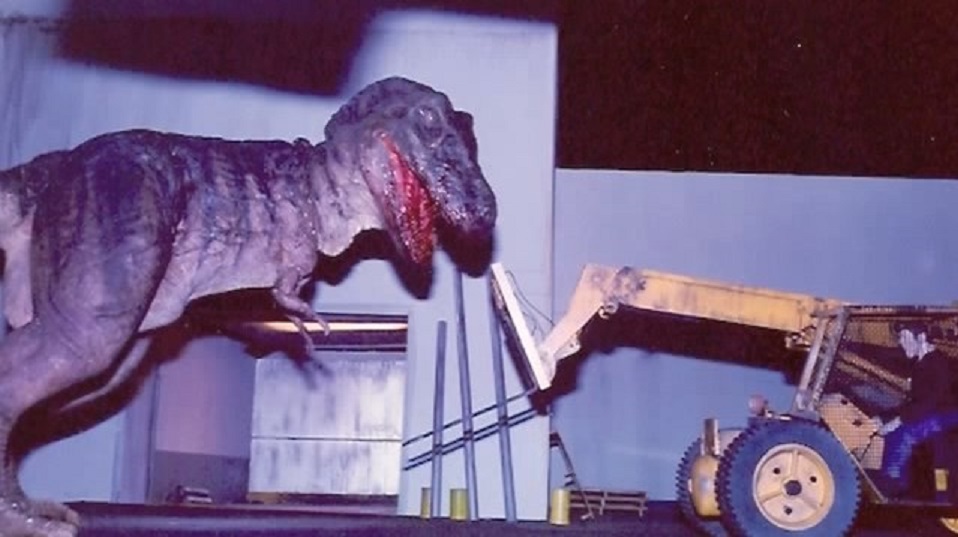 Picture of Carnosaur 2