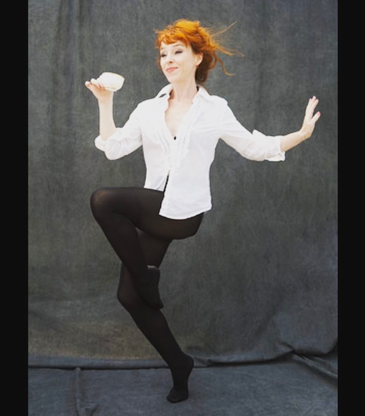 Picture of Ruth Connell