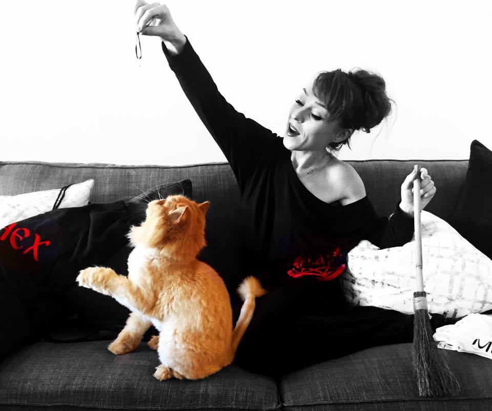 Picture of Ruth Connell