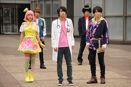 Kamen Rider Heisei Generations Final: Build & Ex-Aid with Legend Rider ...