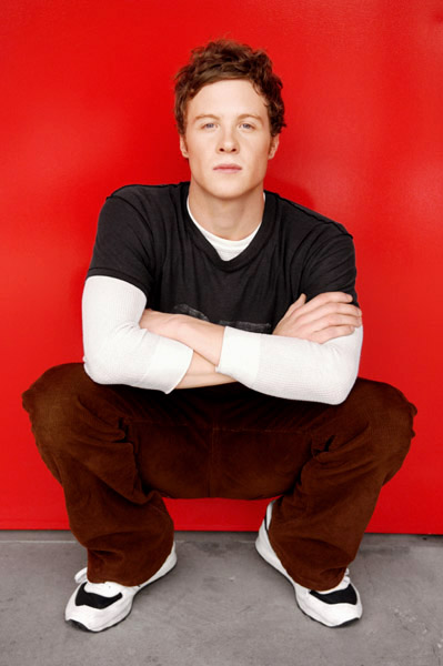 Picture of Ashton Holmes
