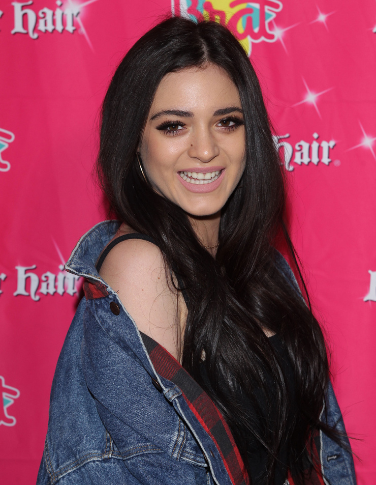 Picture of Luna Blaise