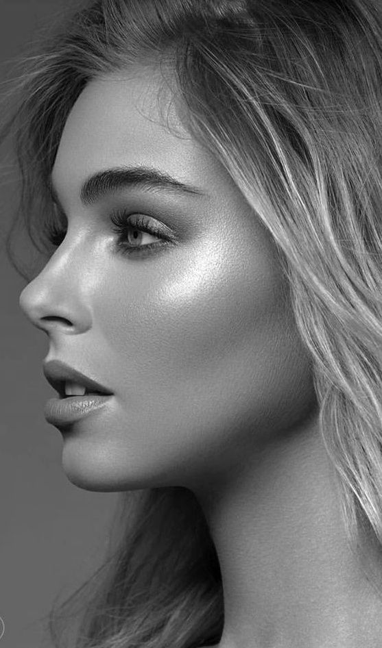 Elizabeth Turner. picture