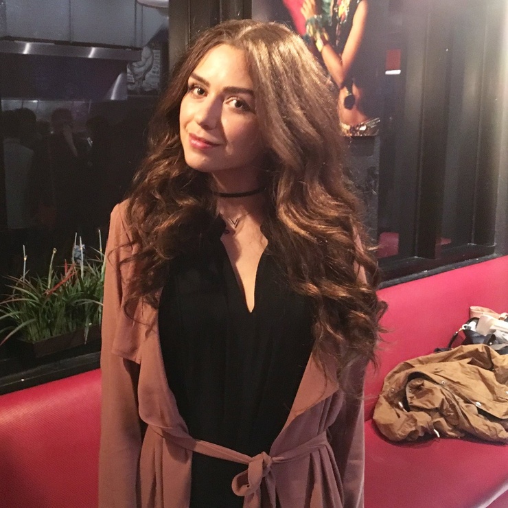 Victoria Konefal picture