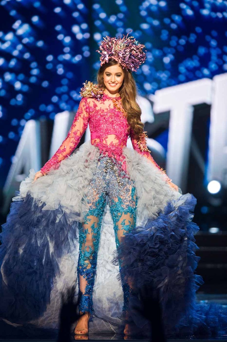 Picture of Caris Tiivel