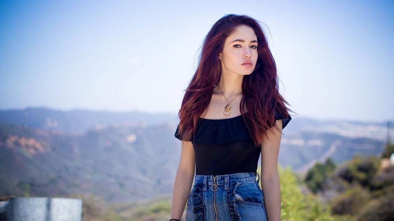 Picture of Amara Vayder