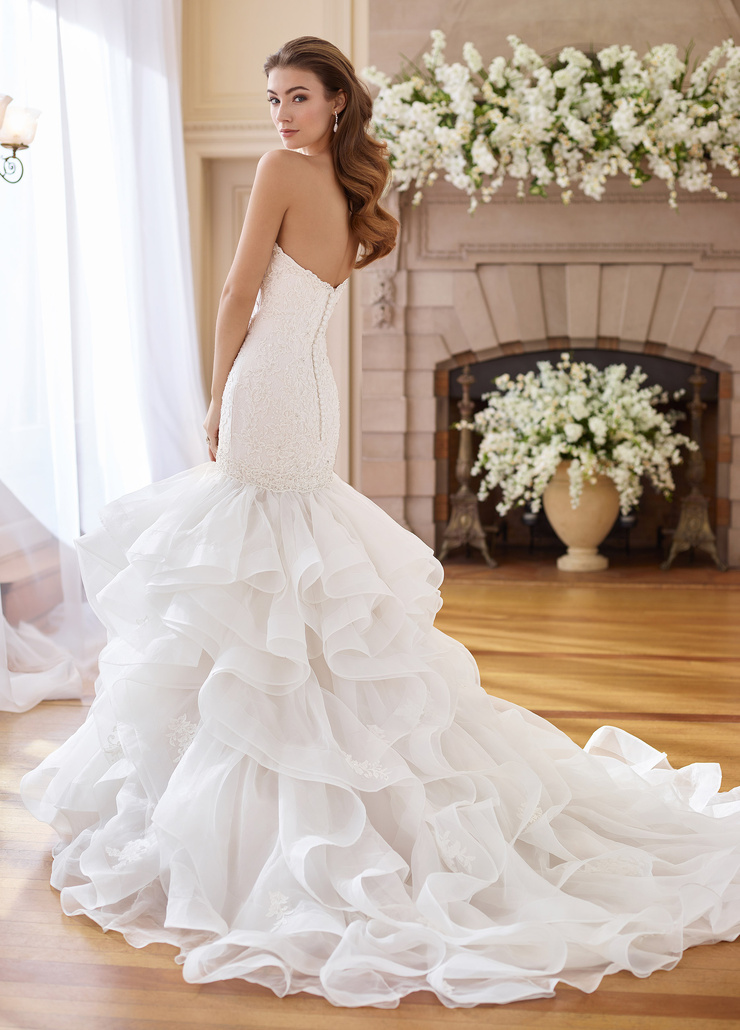 Picture of Lorena RAE