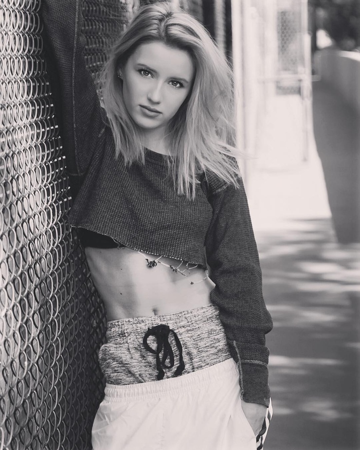 Picture of Sloane Avery