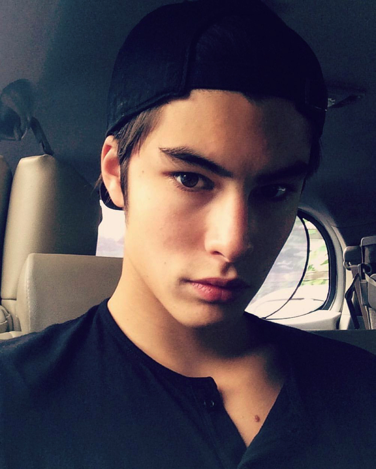 Picture of Aaron Bernards