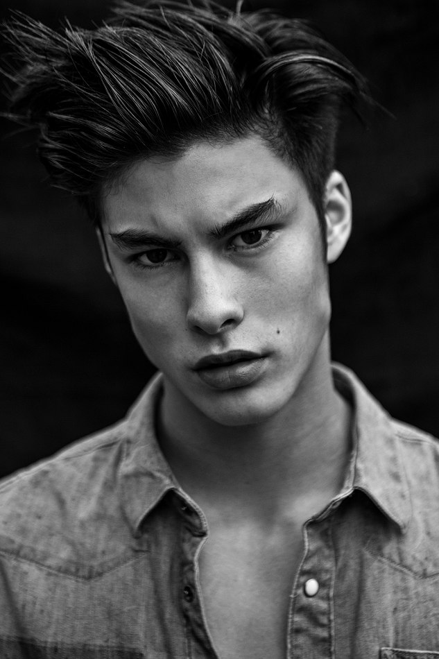 Picture of Aaron Bernards
