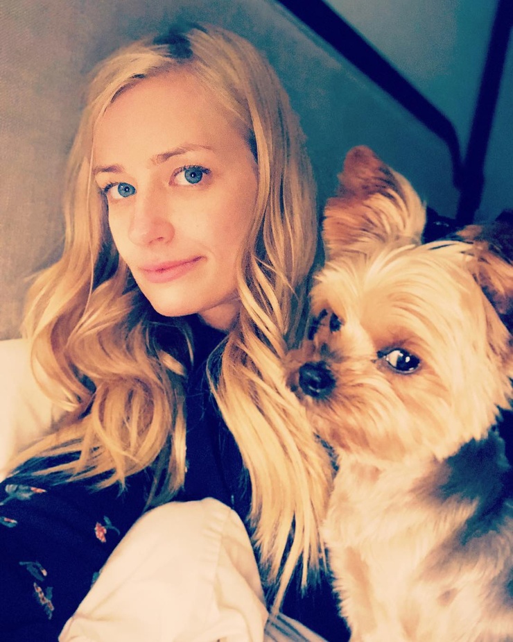 Picture of Beth Behrs