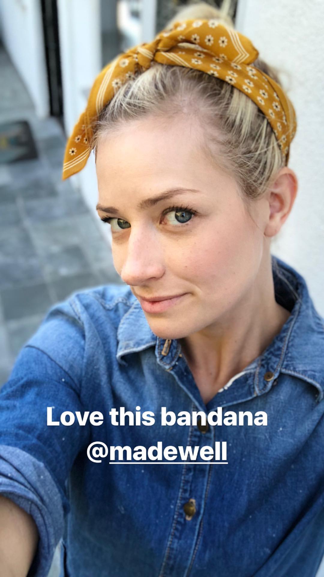 Picture of Beth Behrs
