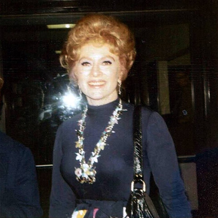 Picture of Amanda Blake