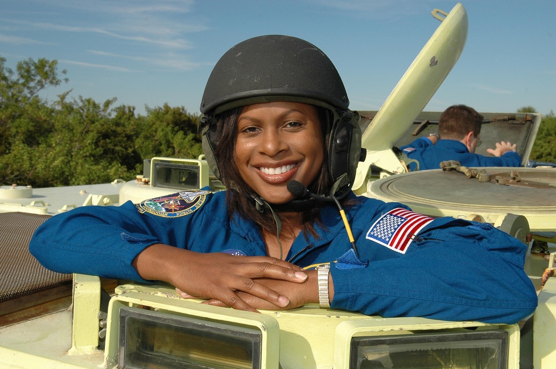 Picture of Joan Higginbotham (astronaut)