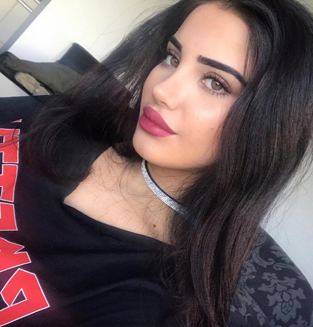 Picture of Negin Ghalavand