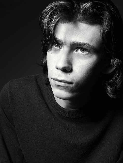 Picture of Owen Teague