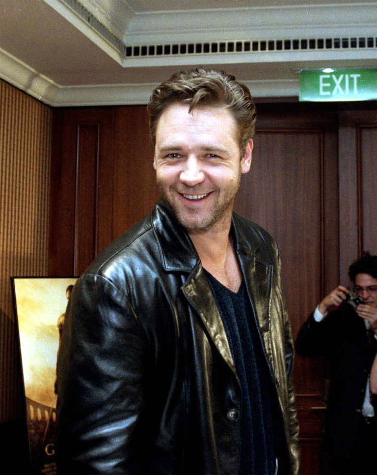 Russell Crowe image