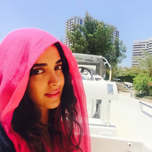 Elahe Hesari picture