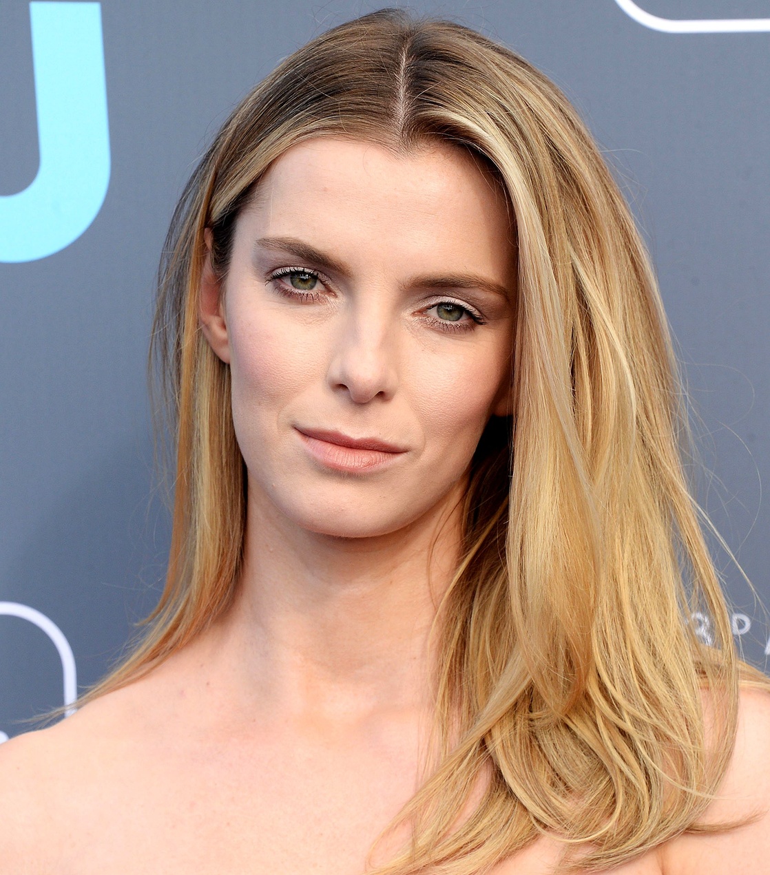 Image of Betty Gilpin