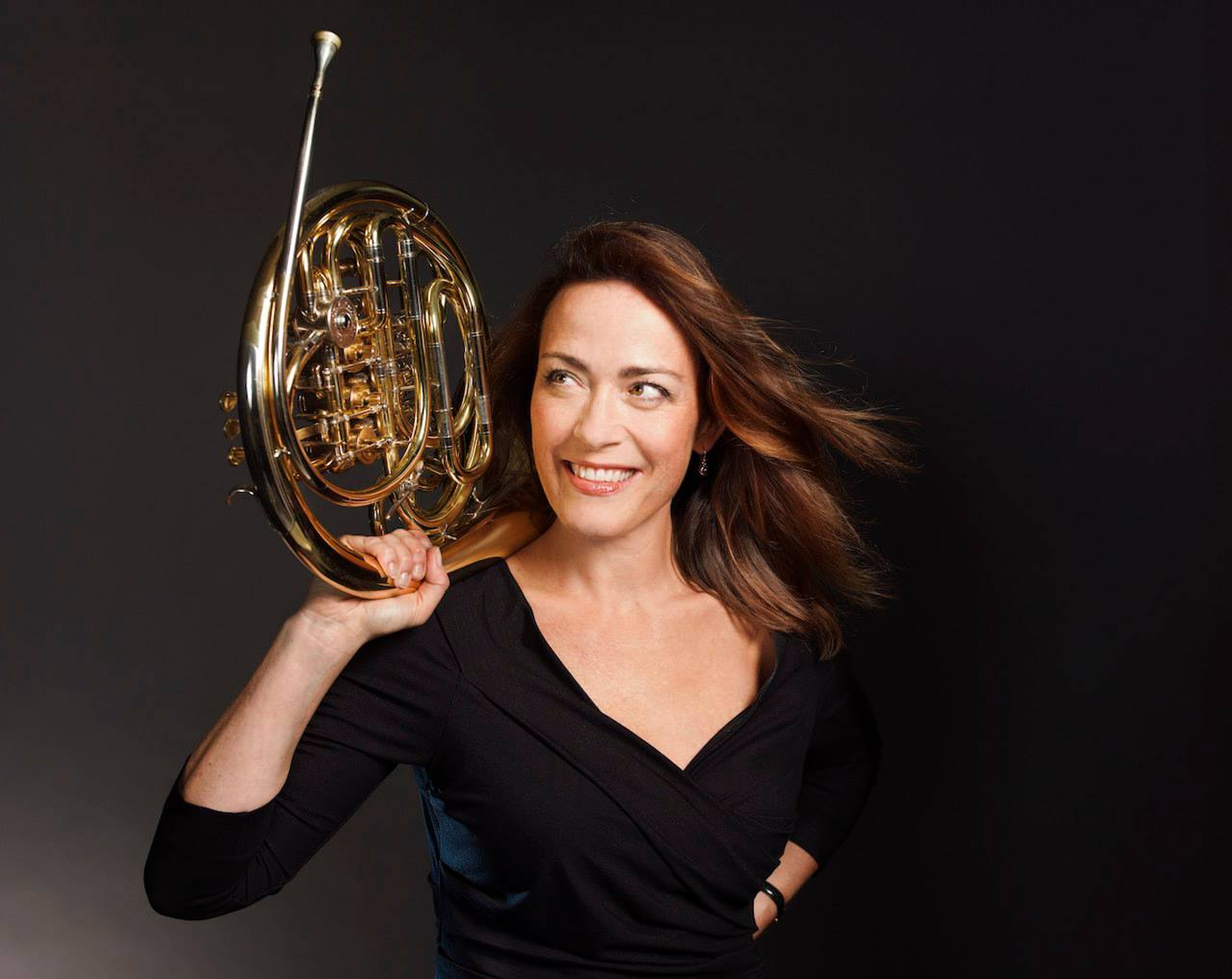 Sarah Willis image