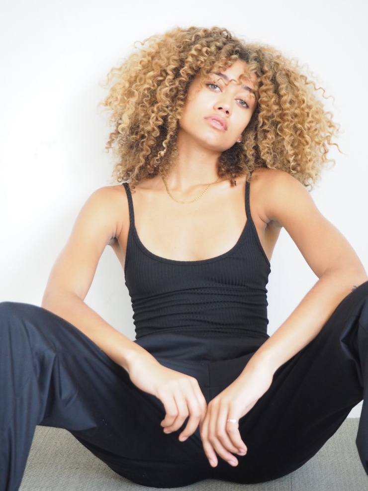 Picture of Savannah Blake