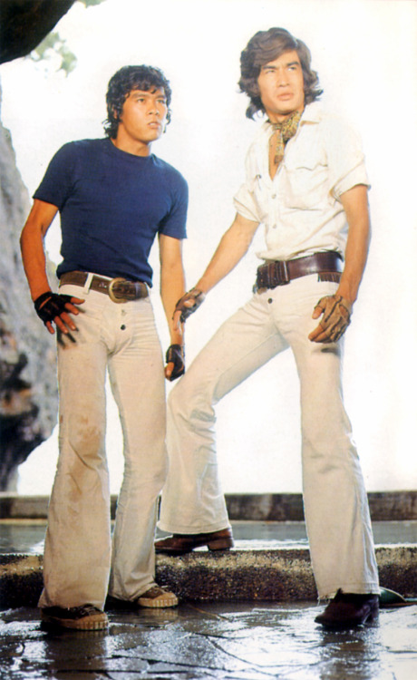 Picture of Takeshi Hongō (Hiroshi Fujioka)