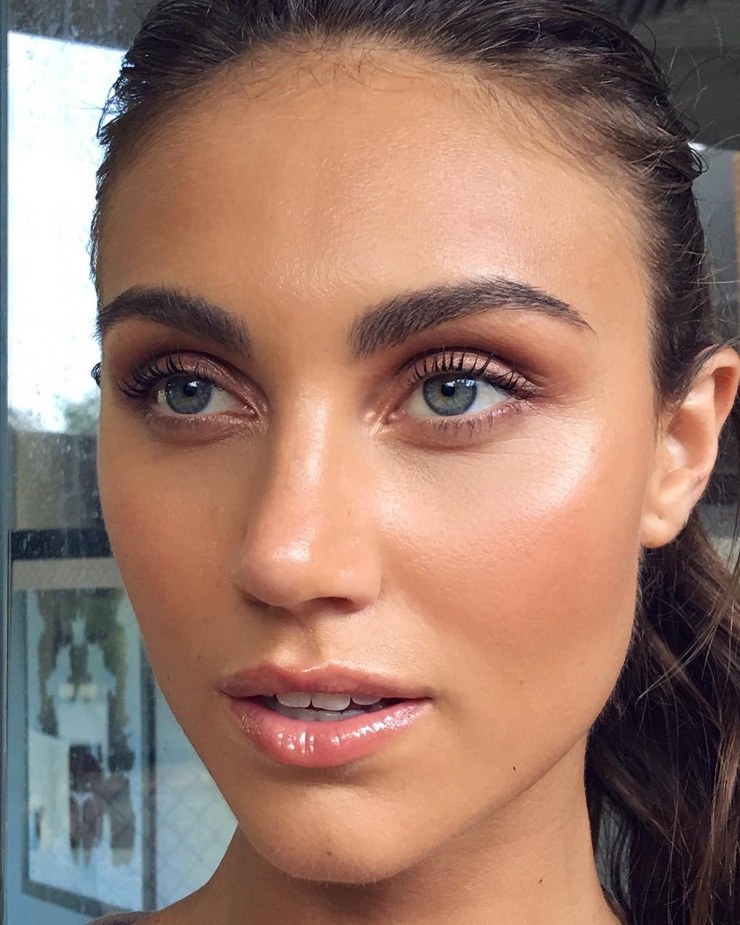 Stephanie Rayner image