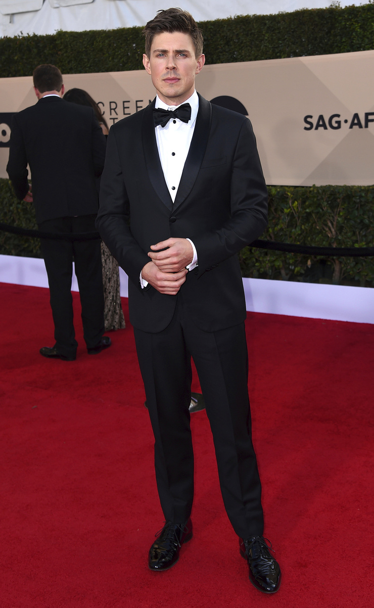 Picture of Chris Lowell