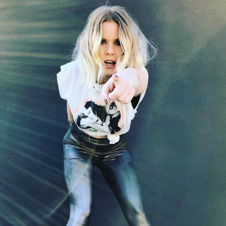 Picture of Carrie Keagan