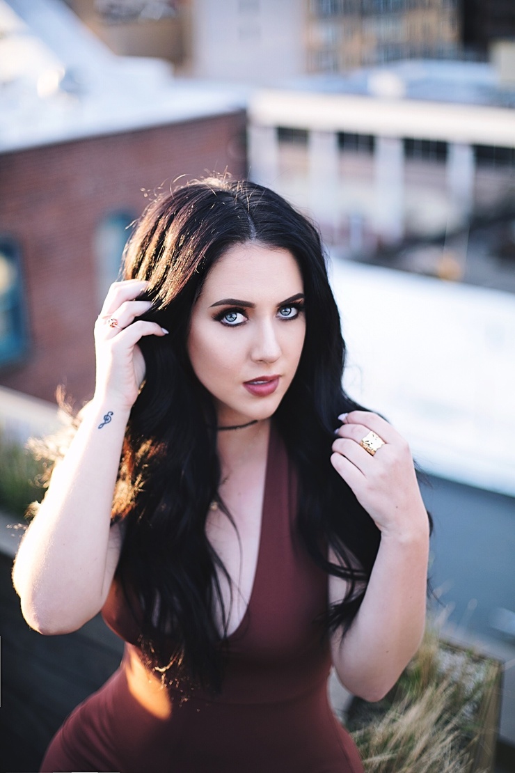 Picture of Holly Luyah