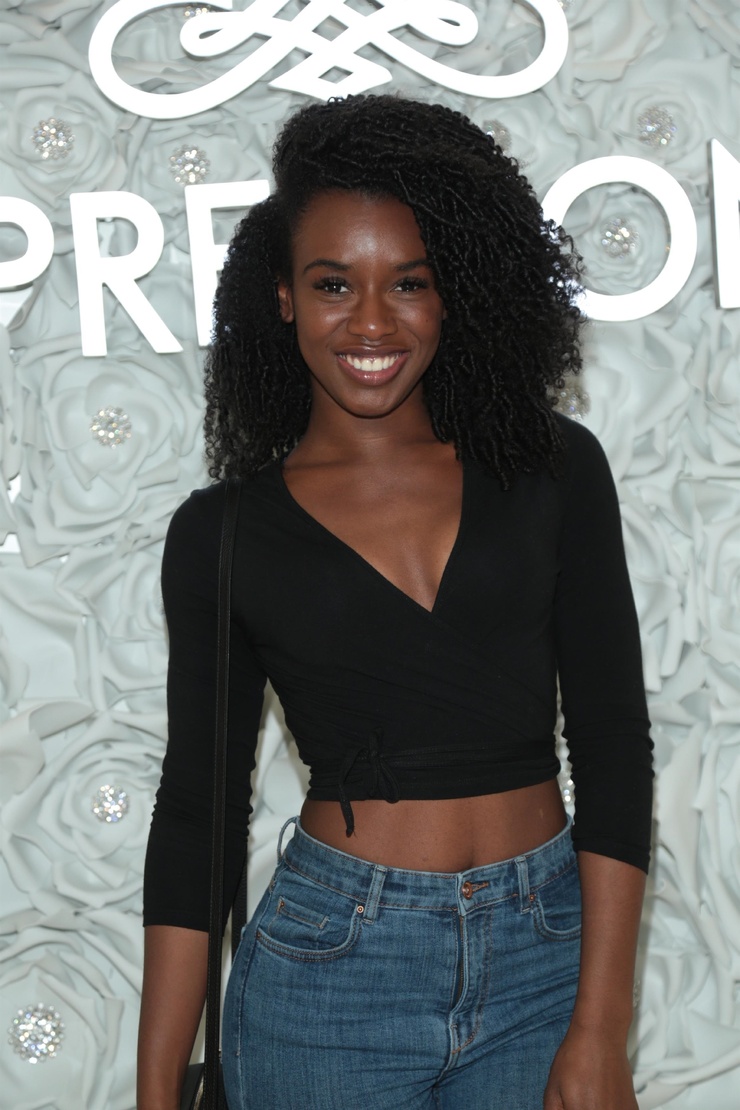 Picture of Jasmine Renée Thomas