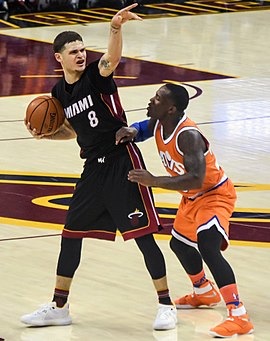 Picture of Tyler Johnson (basketball)