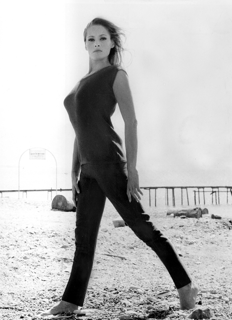Ursula Andress