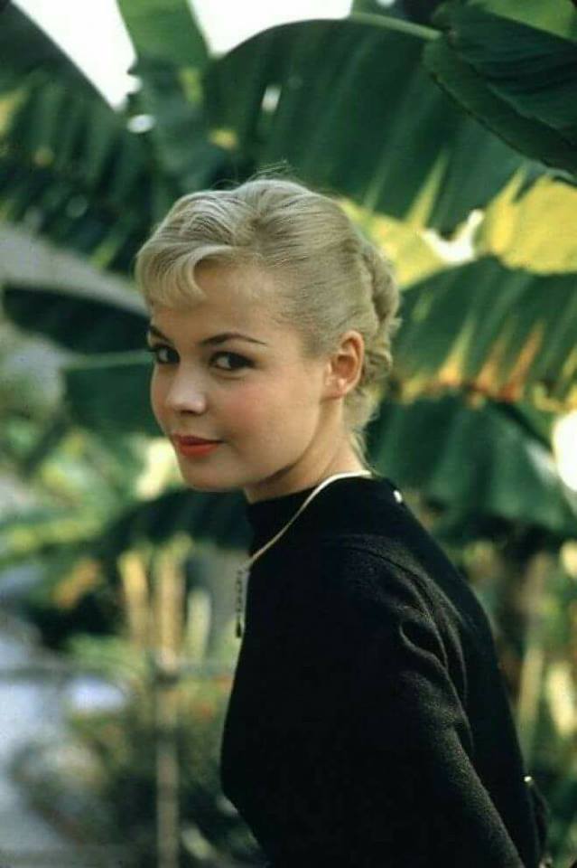 Picture of Sandra Dee
