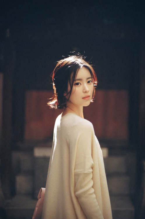 Yoon Sun Young image