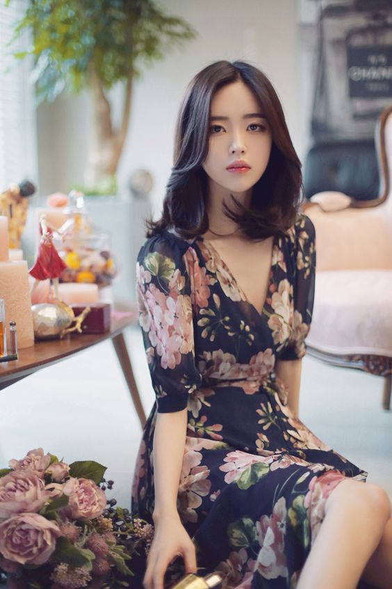 Yoon Sun Young picture