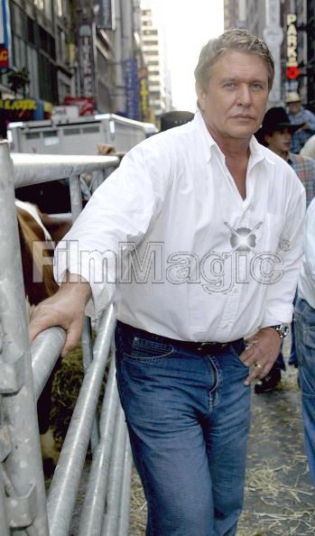 Picture of Tom Berenger