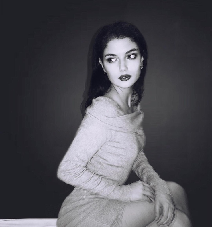 Picture of Virginia Kiss