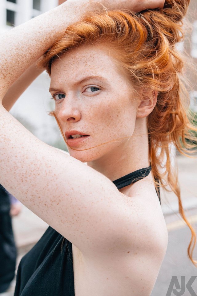 Picture of Sarah Teasdale