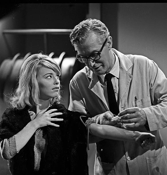 Jill Haworth, Edward Mulhare