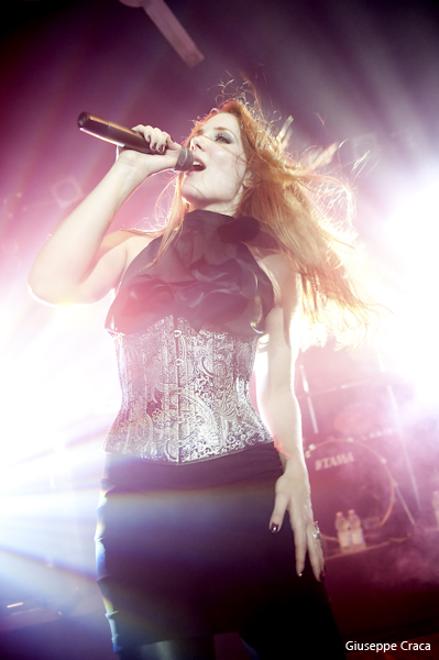 Picture of Simone Simons