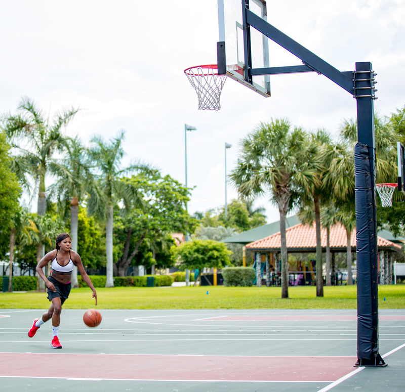 Image of Nicole Dixon