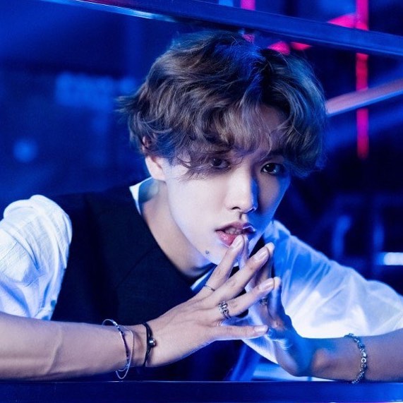 Picture of Takuya Terada