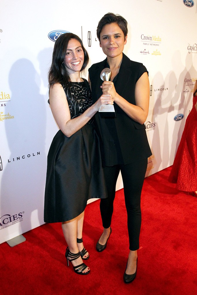 Lindsay Rovegno (L) and Kate Fagan