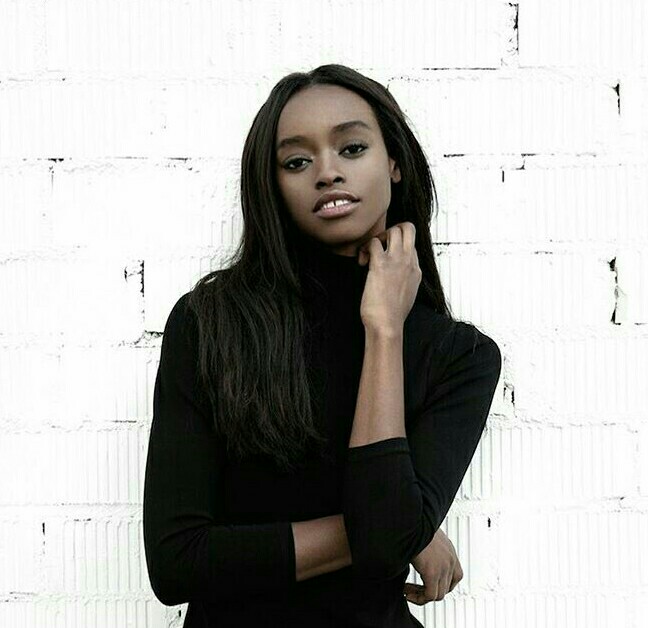 Picture of Anne Barreto