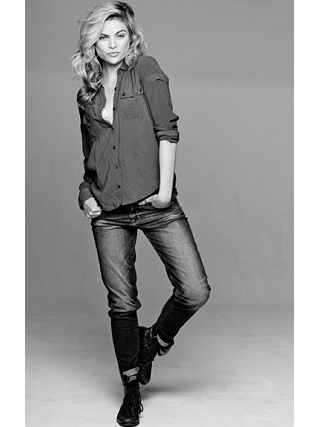 ASHLEY BOOTH picture