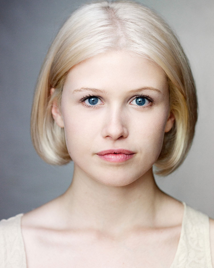 Picture of Rose Reynolds