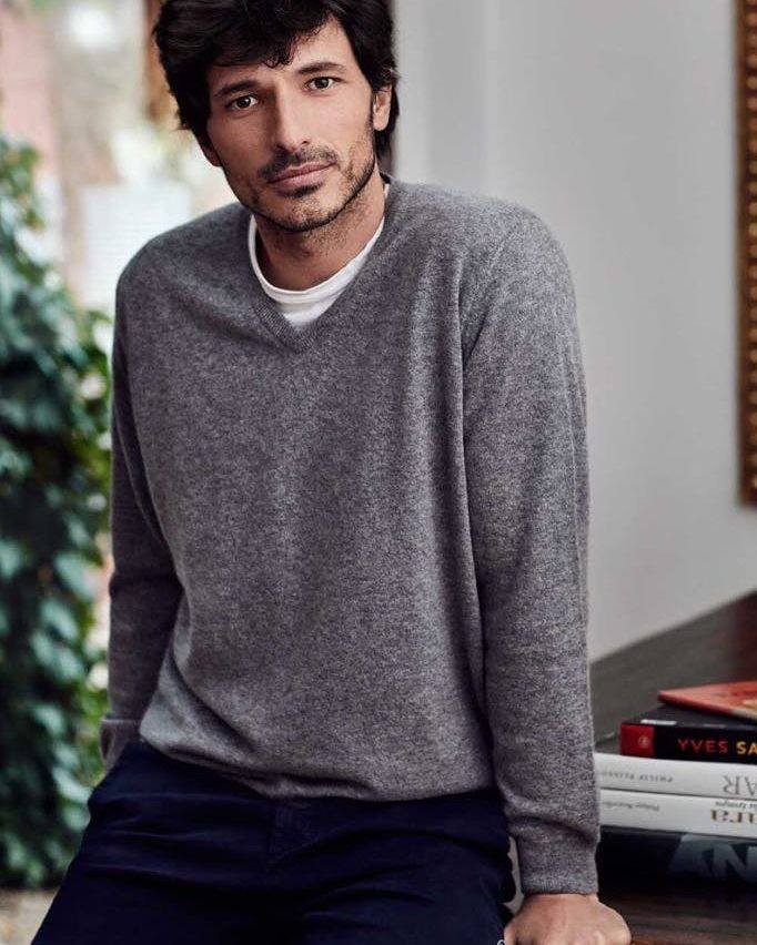 Picture of Andrés Velencoso