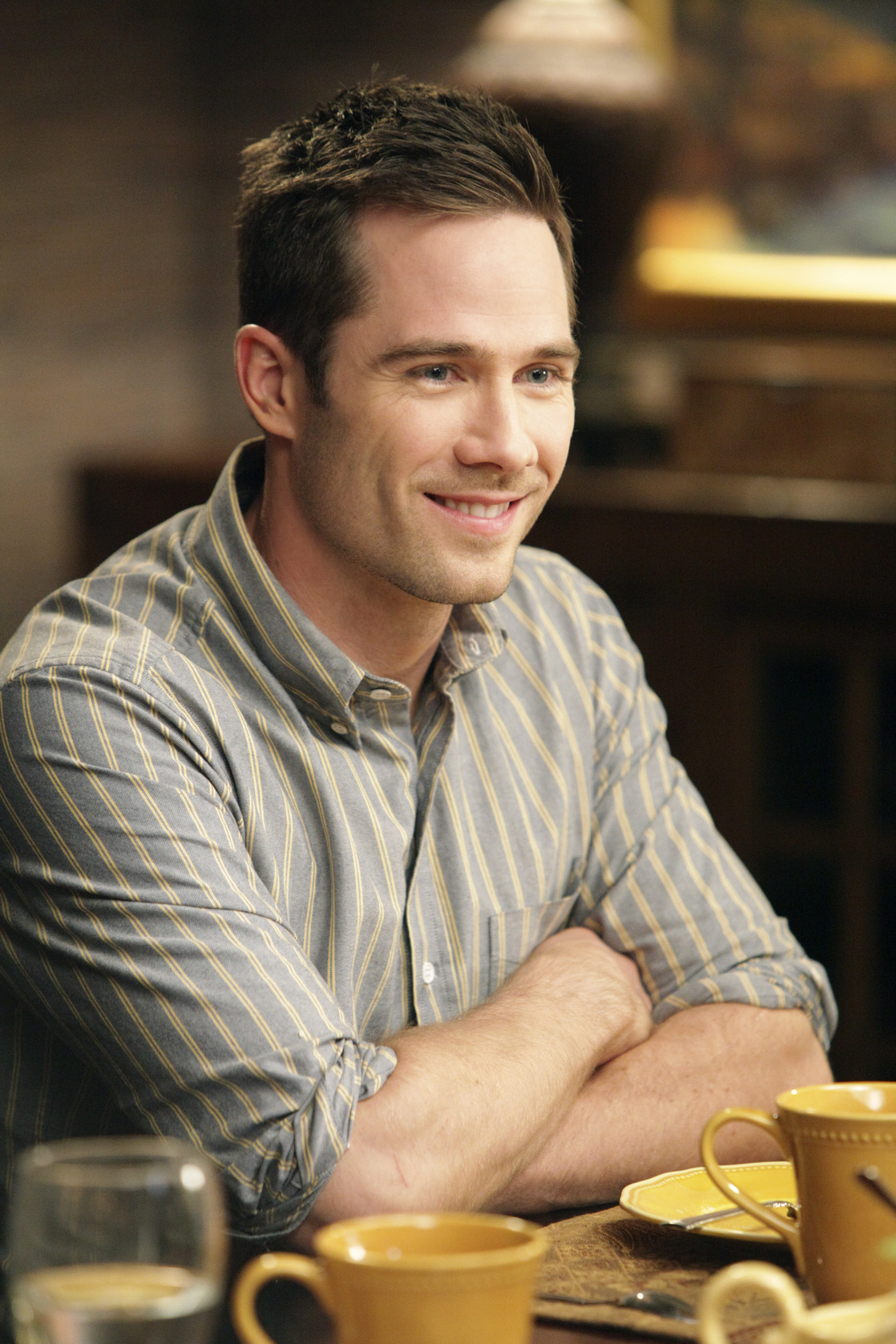 Picture of Luke MacFarlane