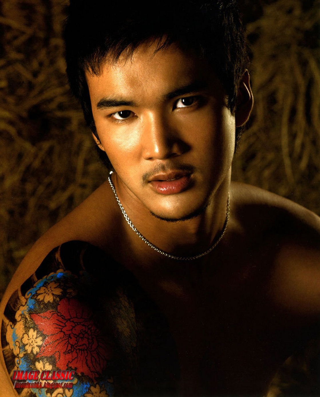 Chaiwat Thongsaeng picture